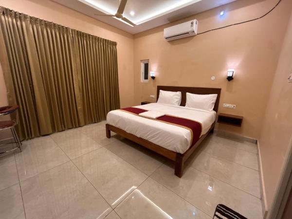 Thanish Grand Residency - Puducherry