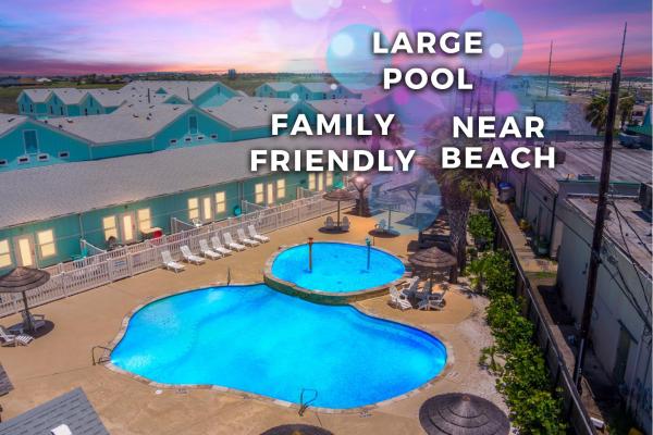 Resort Pool, 5 Bedroom, Spacious, King Beds, Near White Cap Beach, Patio, Grill - Corpus Christi, TX