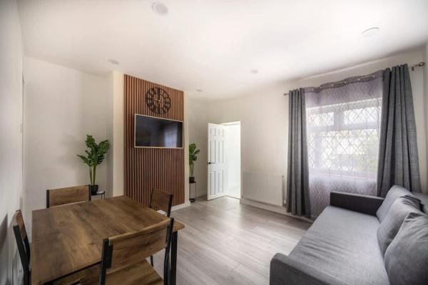 Parking - Wi-fi-10 Mins To Beaches -Close To Tram - Barrow-in-Furness