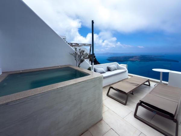 Diamond On The Cliff Hotel&suites Imerovigli - Santorini