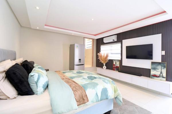 Modern Studio Apartment In Sandton - Sandton