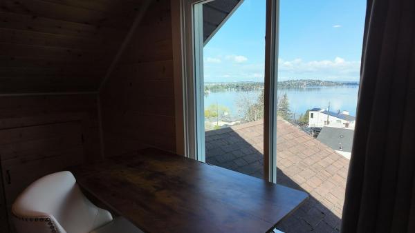 Serene 2-bedroom House In Seattle Perfect For A Relaxing Getaway Near Seatac - Bellevue, WA