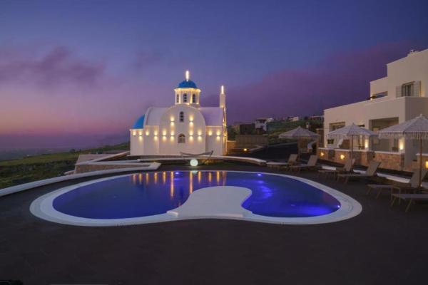 Marvel Suite - Santorini