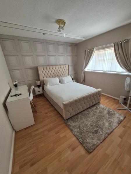 Quiet And Professional Friendly - Pontypridd