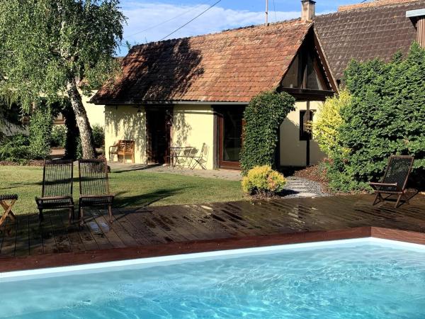 Maisonnette De Charme Avec Piscine - Alsace