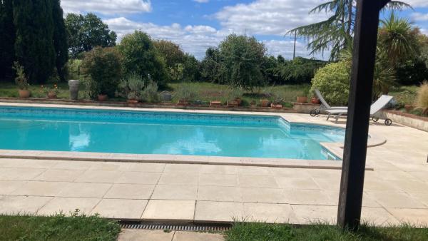 Appartement à Colombages Indépendant Avec Piscine Partagée Avec Le Proprietaire - Gers