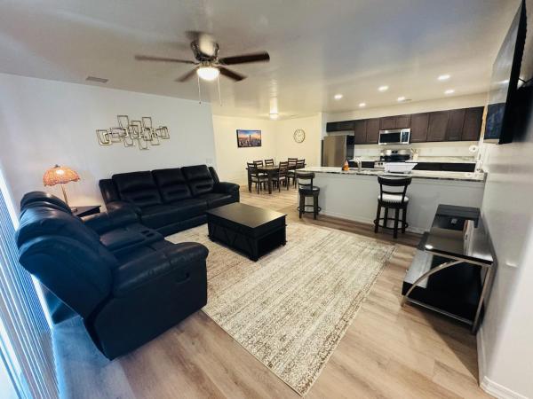 Prime Location Near Hospital & Restaurants - Kingman