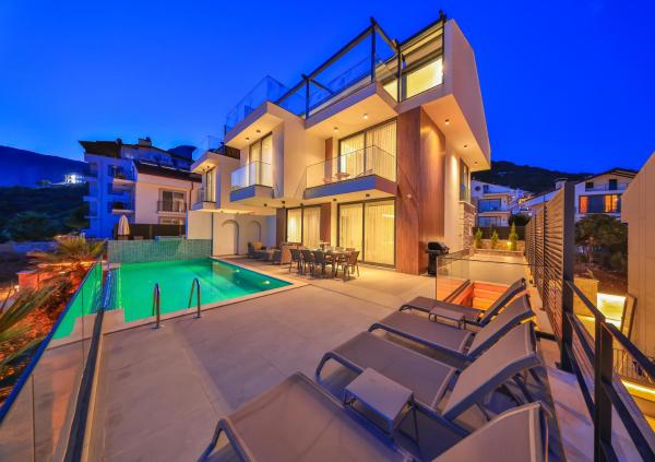 Villa Infinity Sky - Private Pool - Panoramic Sea View - Kaş