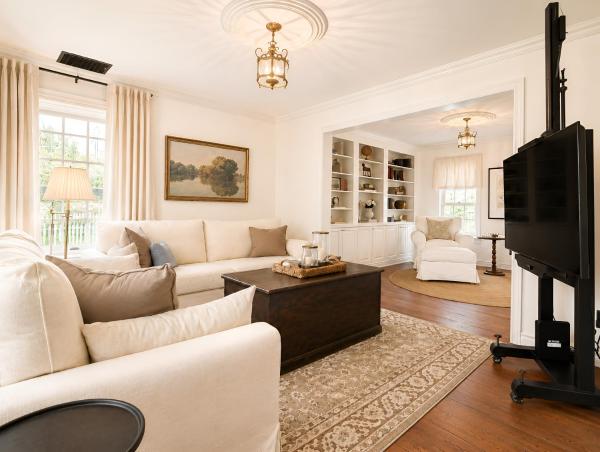 The White Haus - Niagara-on-the-Lake