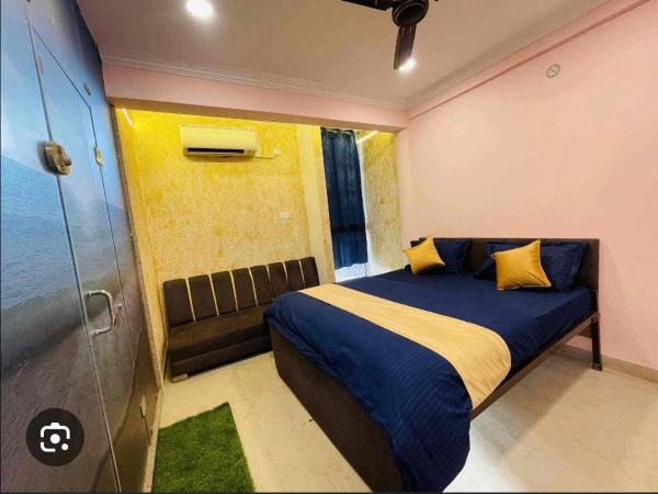 Hotel Panchi Pride In Prabaat Couraha Bhopal Nearby Mrf Tyer - Bhopal