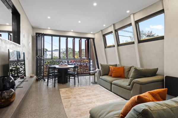 Corten Haus South Urban Retreat - Kensington