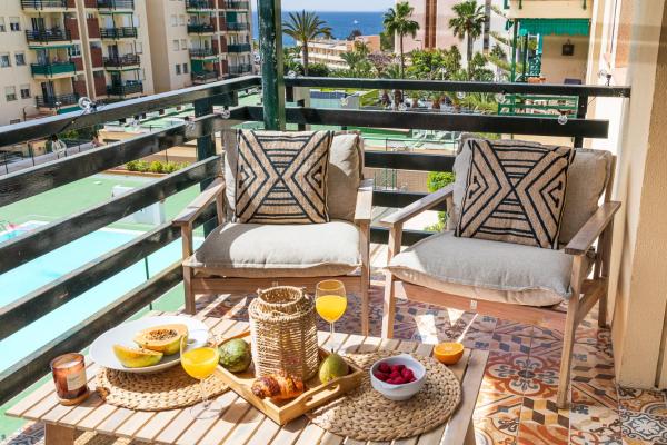 Amazing 3-bedroom Apartment. Pool And Sea View! - Los Cristianos