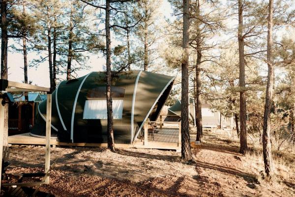 Scenic Mountain Glamping Tent With Orchard & Farm Animals Near Quarai Ruins In Torreon, New Mexico - New Mexico
