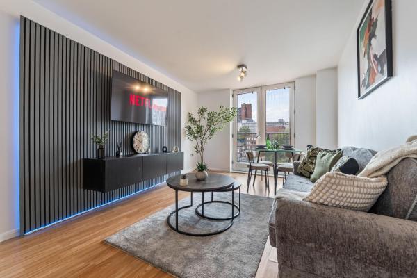 E&co Stays Luxury 2 Bedroom Apartment With Parking - Birmingham