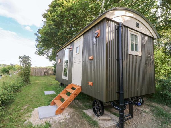 Kingfisher Hut - Chesterfield