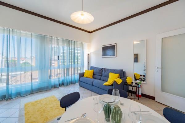 Brera Sky Loft - City Center - Skyline View & Metro - Milano