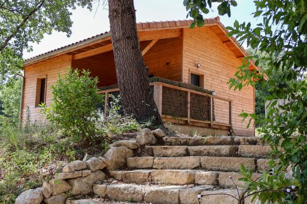 Chalet Tous Confort Avec Piscine Lagon - Ardèche