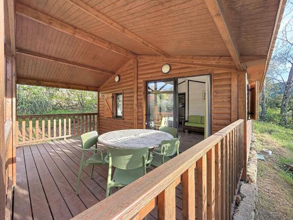 Chalet Dans Résidence De Vacances Avec Piscine - Pierrefeu-du-Var