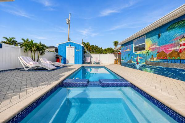 Salty Flamingo Pool Oasis Near Beaches - St. Pete Beach, FL
