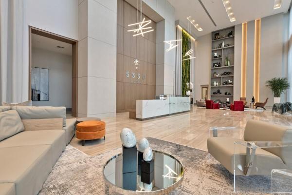 Modern 2br Penthouse I Downtown Doral - Doral, FL