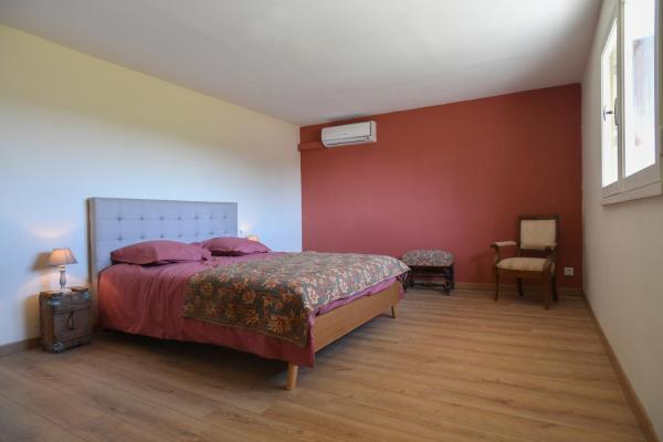 Chambre Avec Vue Calme Absolu Et Salle D'eau - Orange