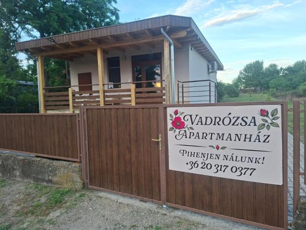 Vadrózsa Apartmanház - Baja