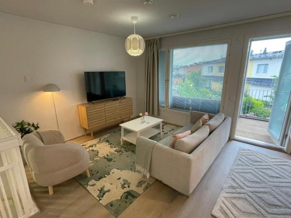 Casa Painter A 4 Bedroom Terraced House With Sauna And Parking - Helsinki
