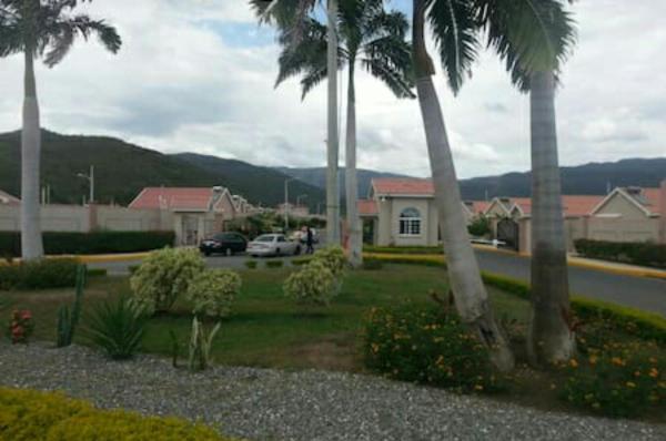 Caymanas Estate House - Jamaica