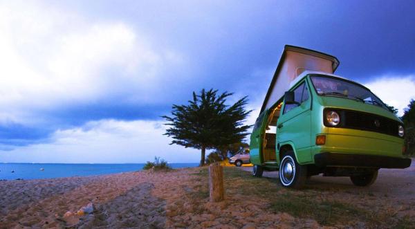 L'île Aux Combis Vw Combi 4 à 6 Places Aménagé Et éQuipé Tout Confort - La Tremblade