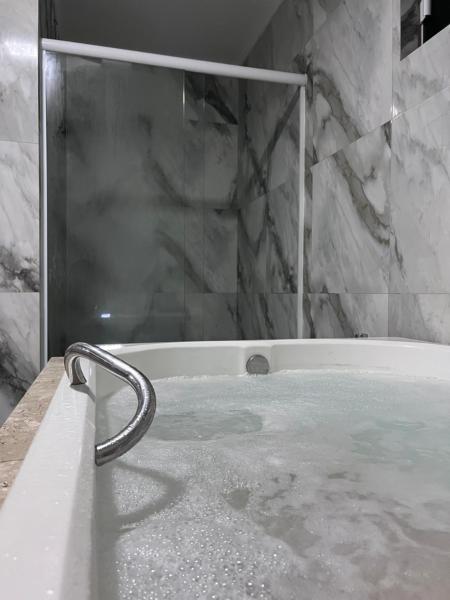 Casa Com Hidromassagem Quente E Fria - Santa Cruz do Sul
