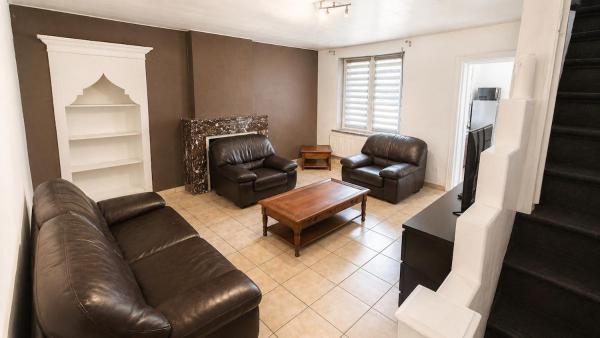 House In Charleroi Ideal For Families Et Professionals - Charleroi