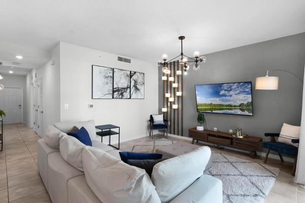 2 Bedrooms 2 Bathrooms Storey Lake 3120-103 Pc - Celebration, FL