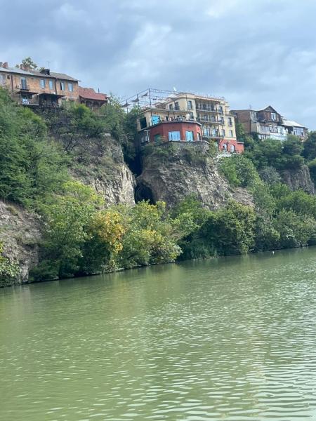 Mtkvari Apart - Tbilisi