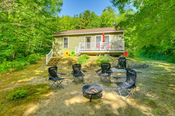 Waterfront Home W/ Access To Lake Anasagunticook! - Livermore, ME