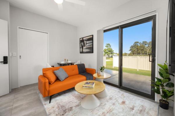 Brand New Self Contained 1 Bedroom Apartment - Caboolture