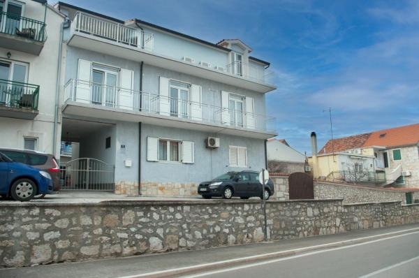 Apartment And Room Zoran - Tisno