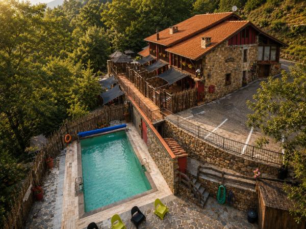 Apartamentos Rurales & Spa La Bárcena - Kantabrien