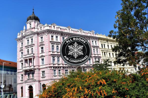 Hotel Opera - Prague