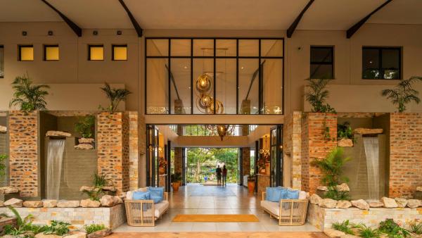 Waterfalls Lodge - Victoria Falls