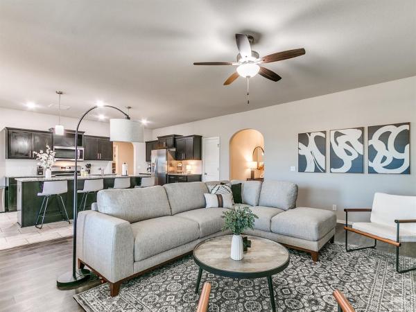 Stunning Home In Great Neighborhood - Broken Arrow, OK