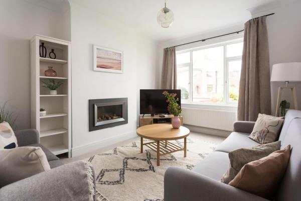 Cosy Home With Games Room And Easy Parking - York