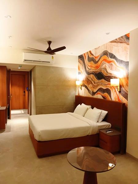 Krishna Palace Hotel , Ulhasnagar - Ulhasnagar