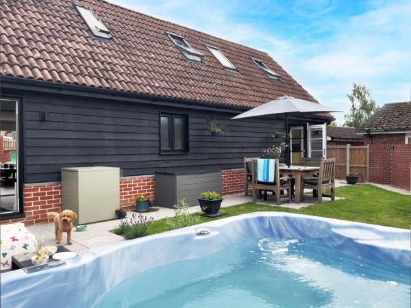 Blackberry Barn By The Suffolk Cottage Collection - Suffolk