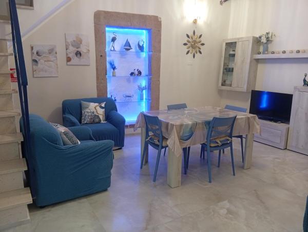 Astrolicamus, Intero Alloggio Con Camera E Bagno - Bosa