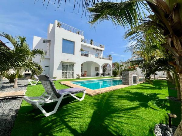 Keur Maty Charmante Et Moderne Villa 5 Chambres, 5 Salles De Bains à Warang - Senegal