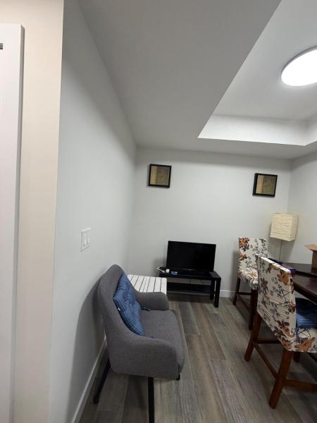 Private Basement Suite Near Nait & Downtown - St. Albert