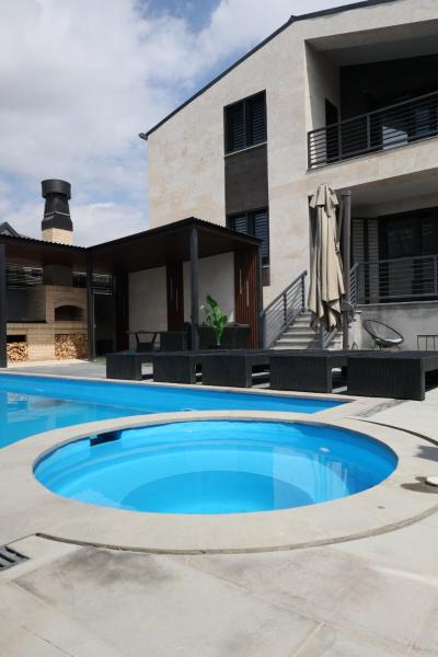 Luxury Modern Designer Villa Near Yerevan - Heated Pool Jacuzzi , Ararat View - Arménie