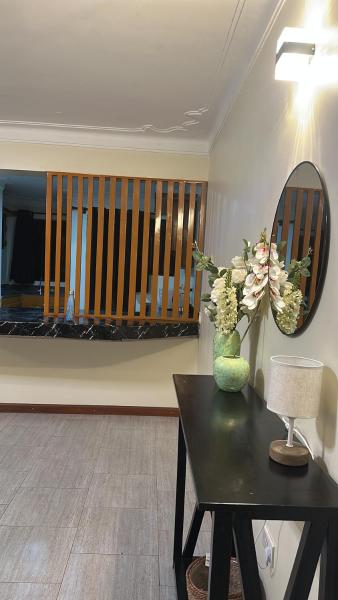 A&r Executive 2bdrm Apt With Wifi Power Backup And Free Parking - Kampala