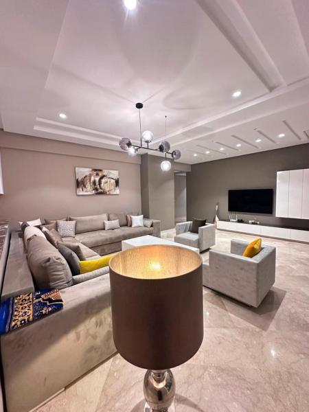 Spacious 3br Luxury App City Center W Wi-fi & Ac - Tánger