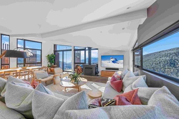 St Falls Penthouse Apartment E605 - Falls Creek